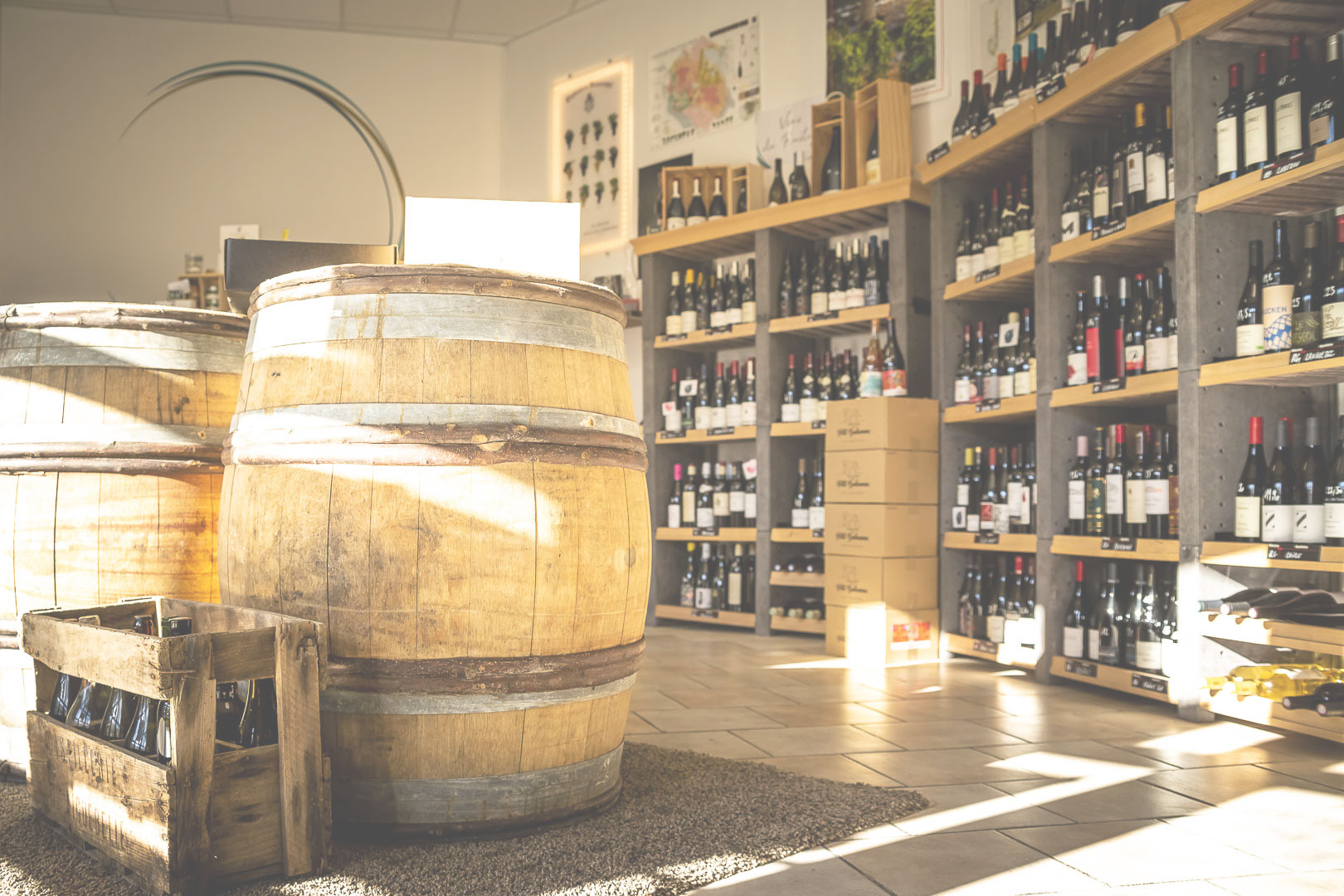 Cave à vin - Le Flacon Ivre Cave à vin & fromage à Pertuis -Vins ...