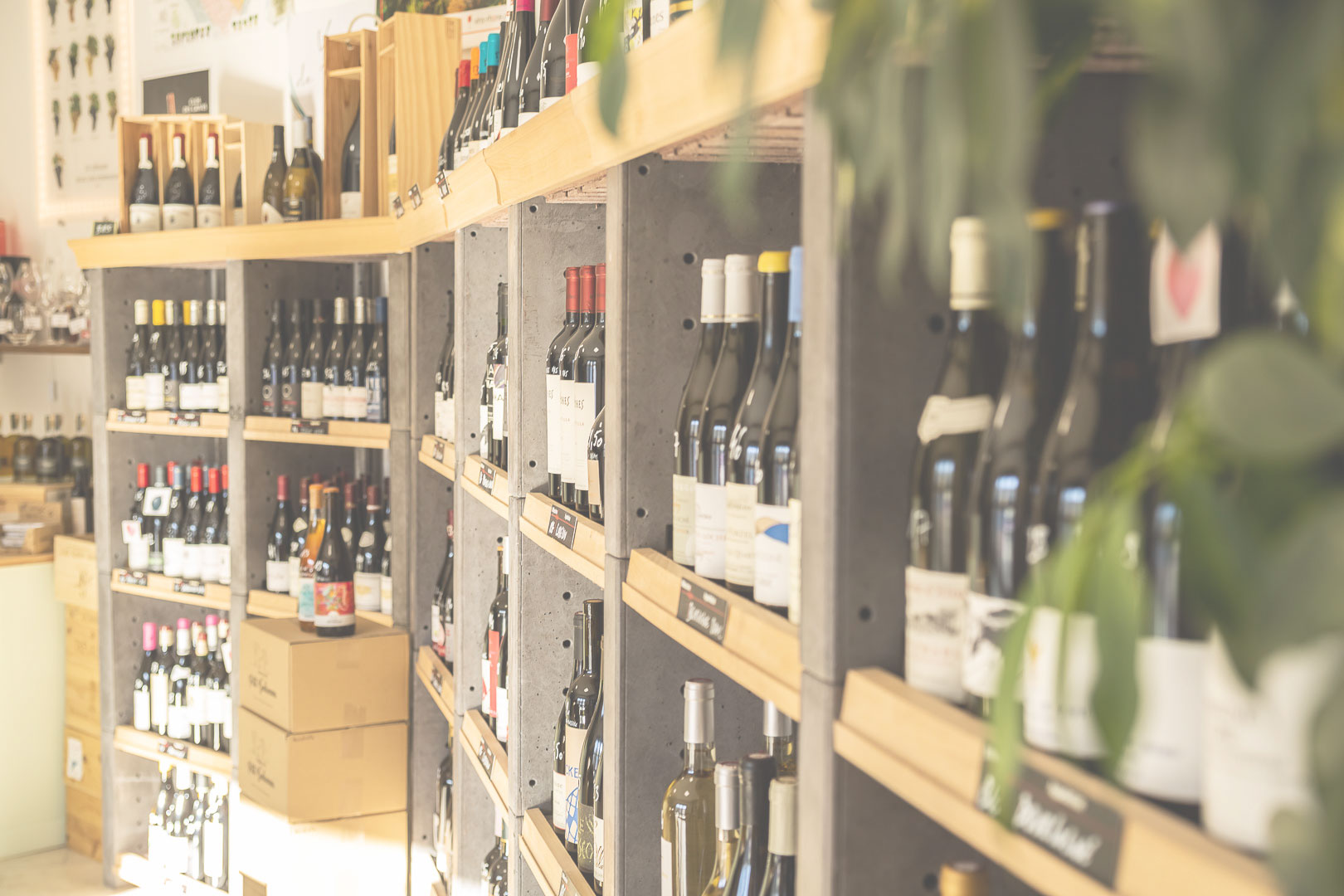 Cave à vin - Le Flacon Ivre Cave à vin & fromage à Pertuis -Vins ...